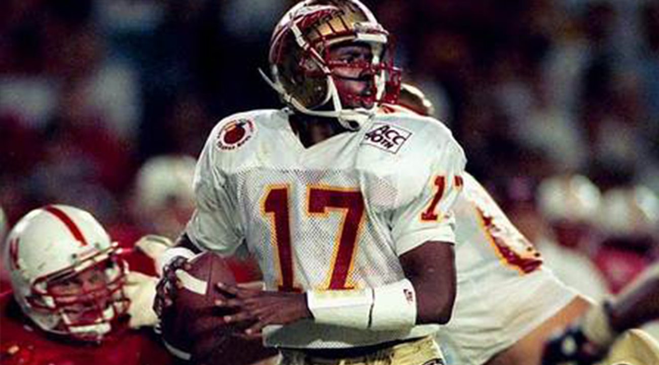 5 Great Football Players Who Didn’t Make It To The NFL - SportzBonanza