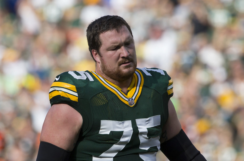 Packers OT Bryan Bulaga Cleared to Practice after Recovering from ACL ...