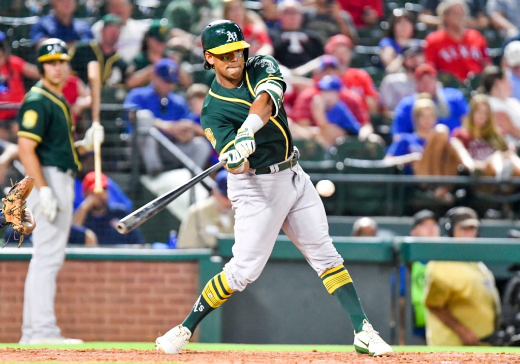 A's, Khris Davis Agree to a 2-Year, $33.5 Million Extension - SportzBonanza