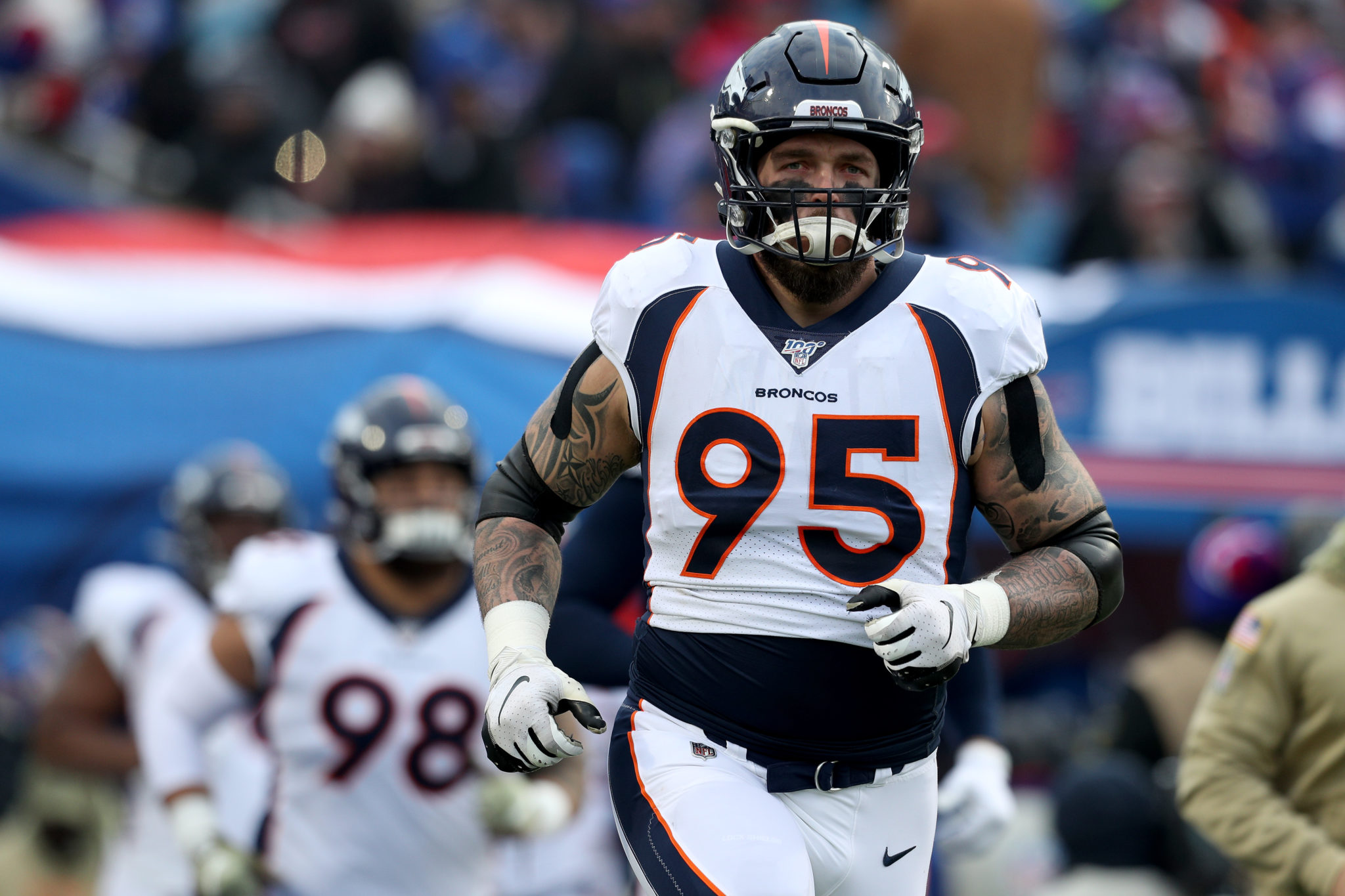 DE Derek Wolfe Signs 1-Year Deal With Ravens - SportzBonanza