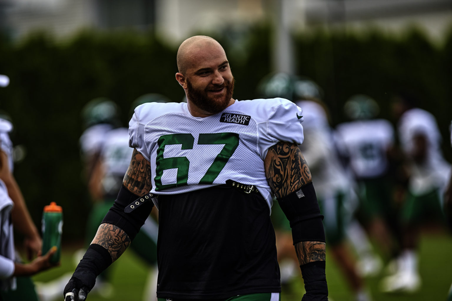Jets Surprisingly Part Ways with Starting RG Brian Winters - SportzBonanza