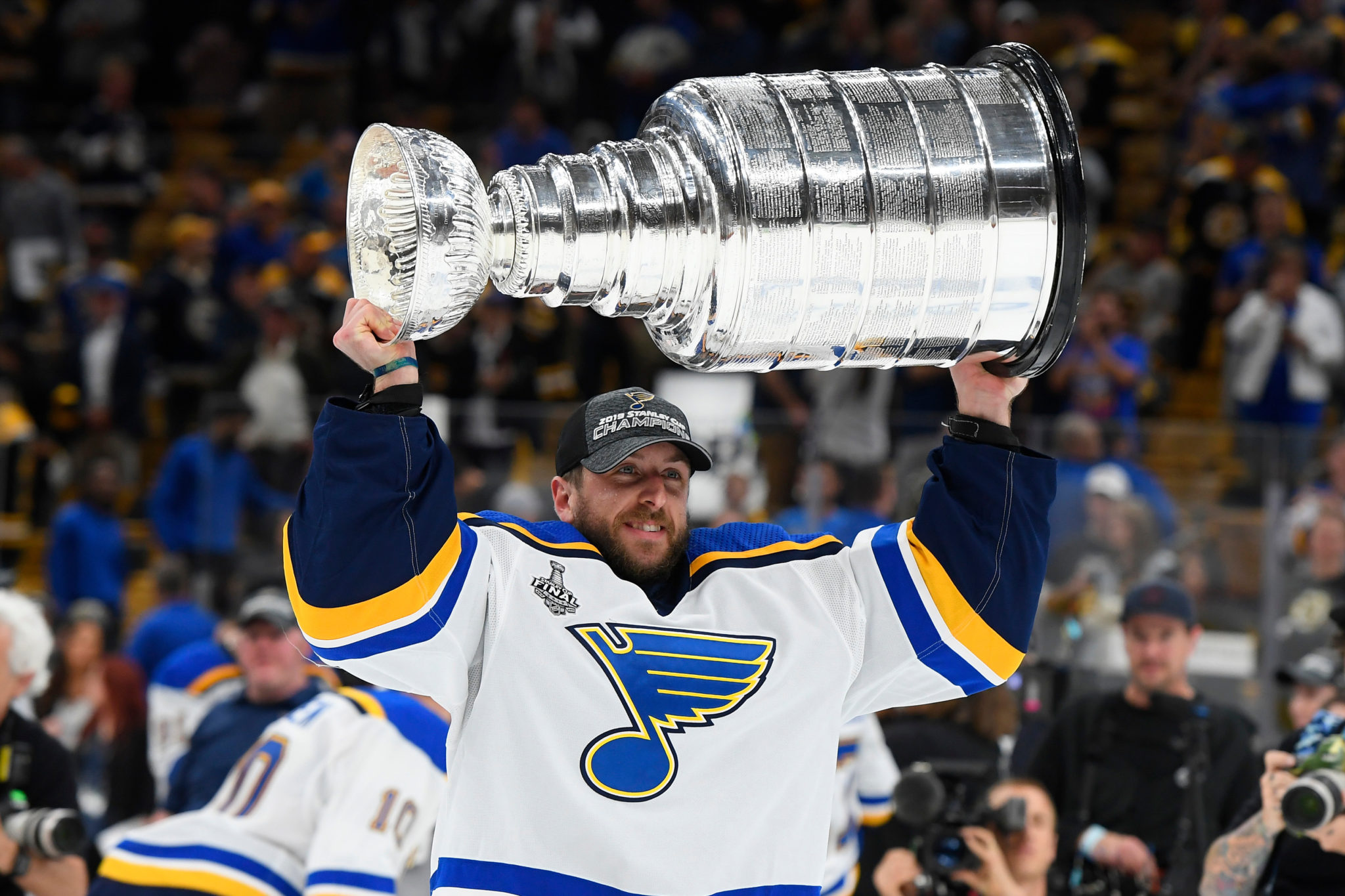 Blues Send Goalie Jake Allen to Canadiens - SportzBonanza