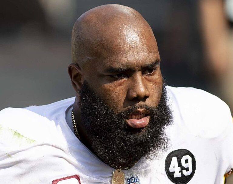 Washington's RT Morgan Moses Gets Green Light to Look for a Trade ...