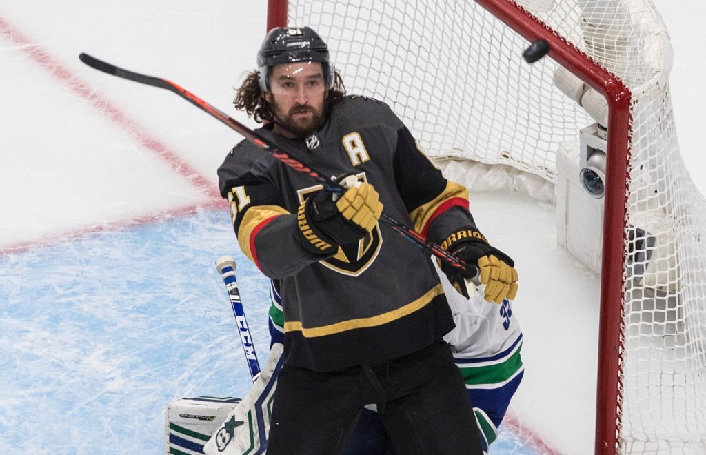 Golden Knights Captain Stone Out After Back Surgery - SportzBonanza